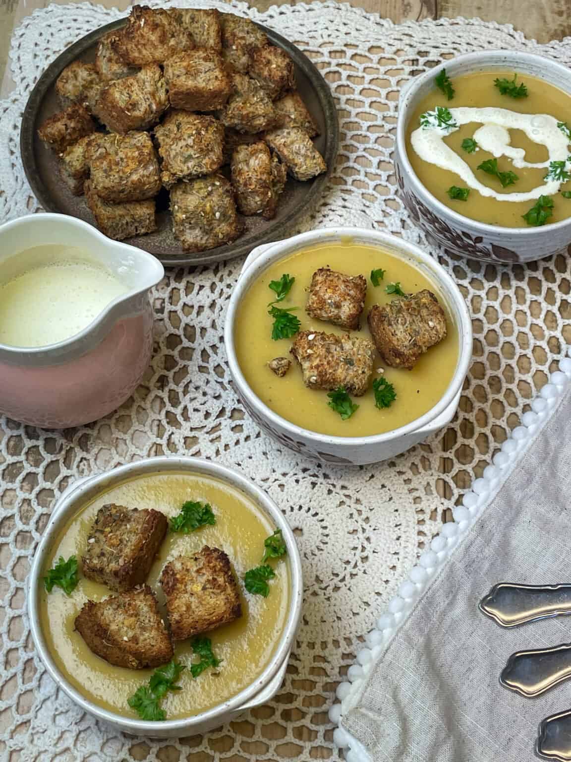 Old Fashioned Cream Of Swede Soup (Rutabaga) With Crispy Croutons ...