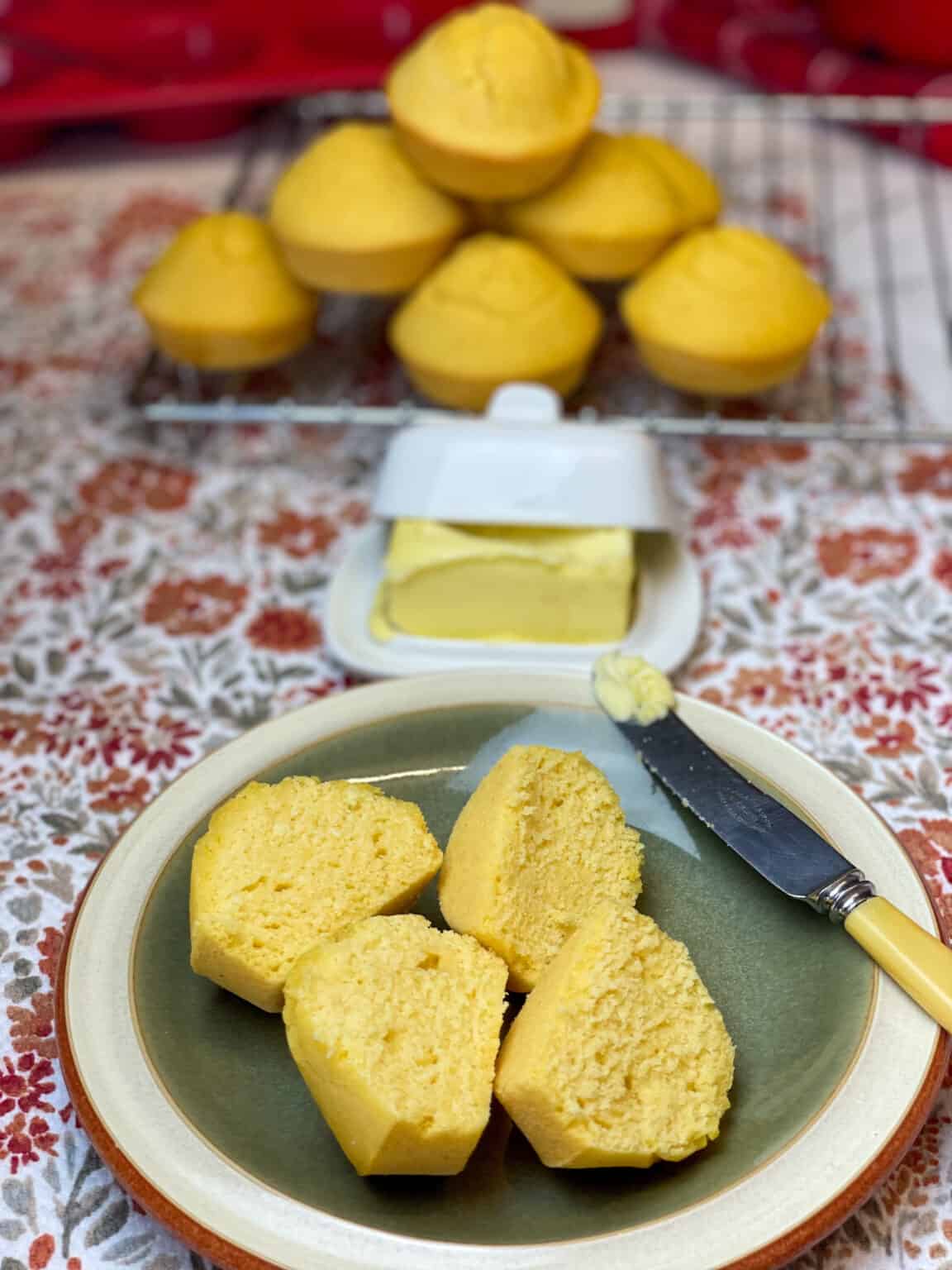 Vegan Cowboy Pie [baked bean, sausage, & cheesy potato pie ...