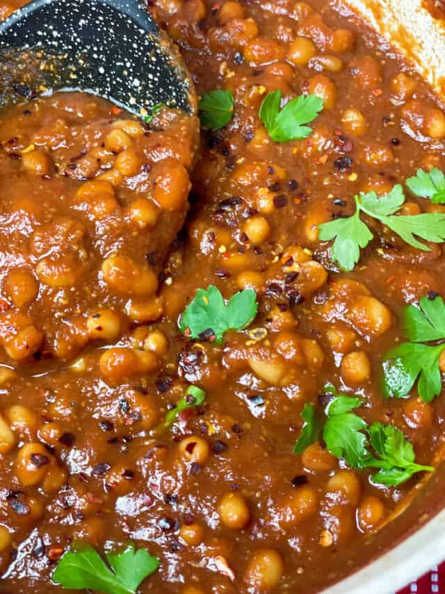 Homemade Baked Beans In Tomato Sauce - Traditional Plant-Based Cooking