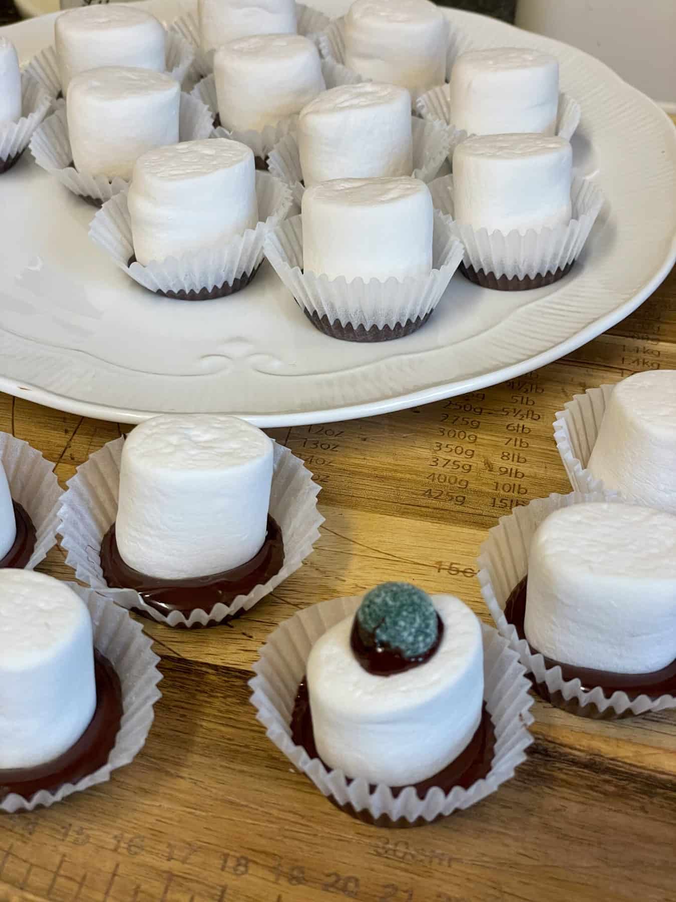 Vegan Top Hat Treats [Chocolate Marshmallows] - Traditional Plant-Based ...