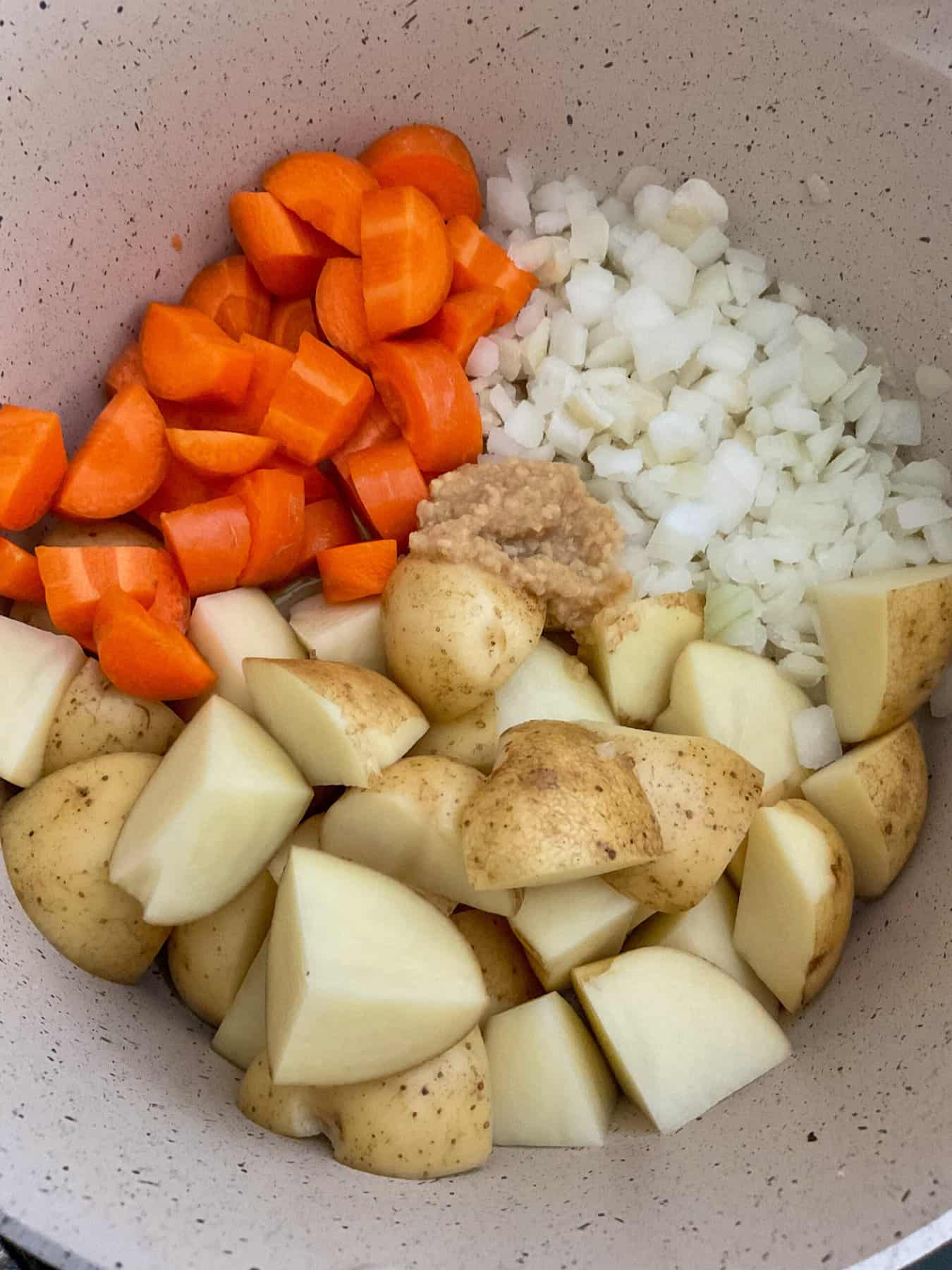 Vegan Meat and Potato Pie - Traditional Plant-Based Cooking