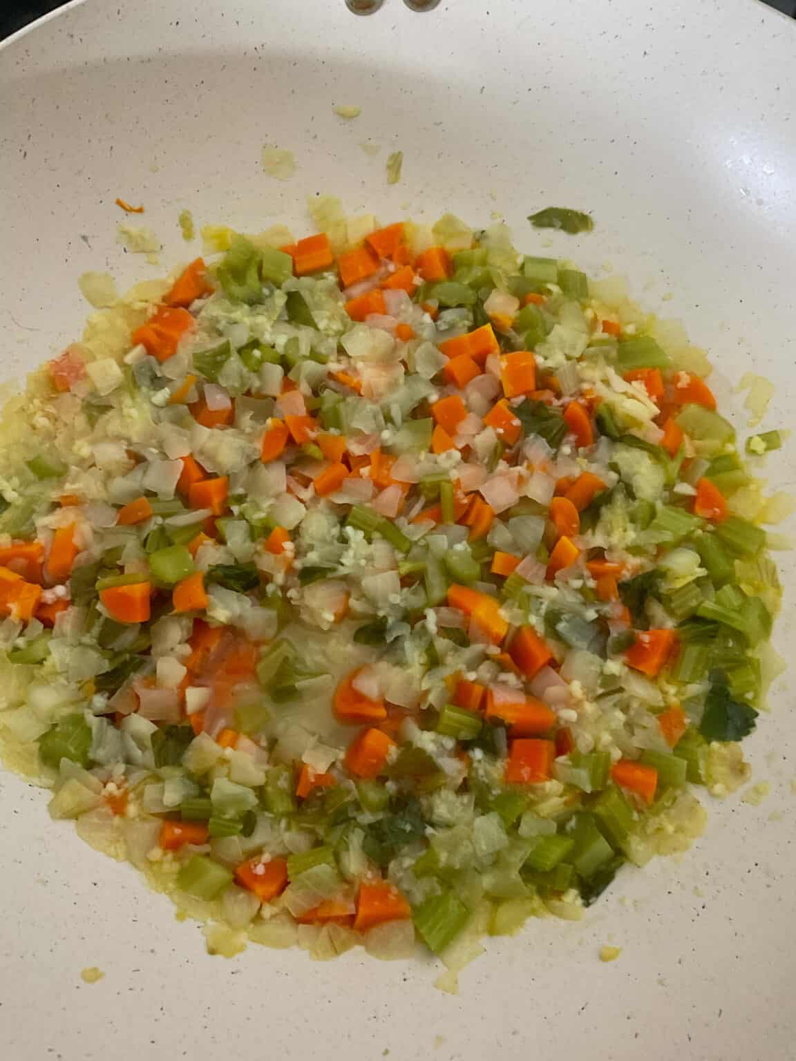 Vegan Scottish Teviotdale pie - Traditional Plant-Based Cooking